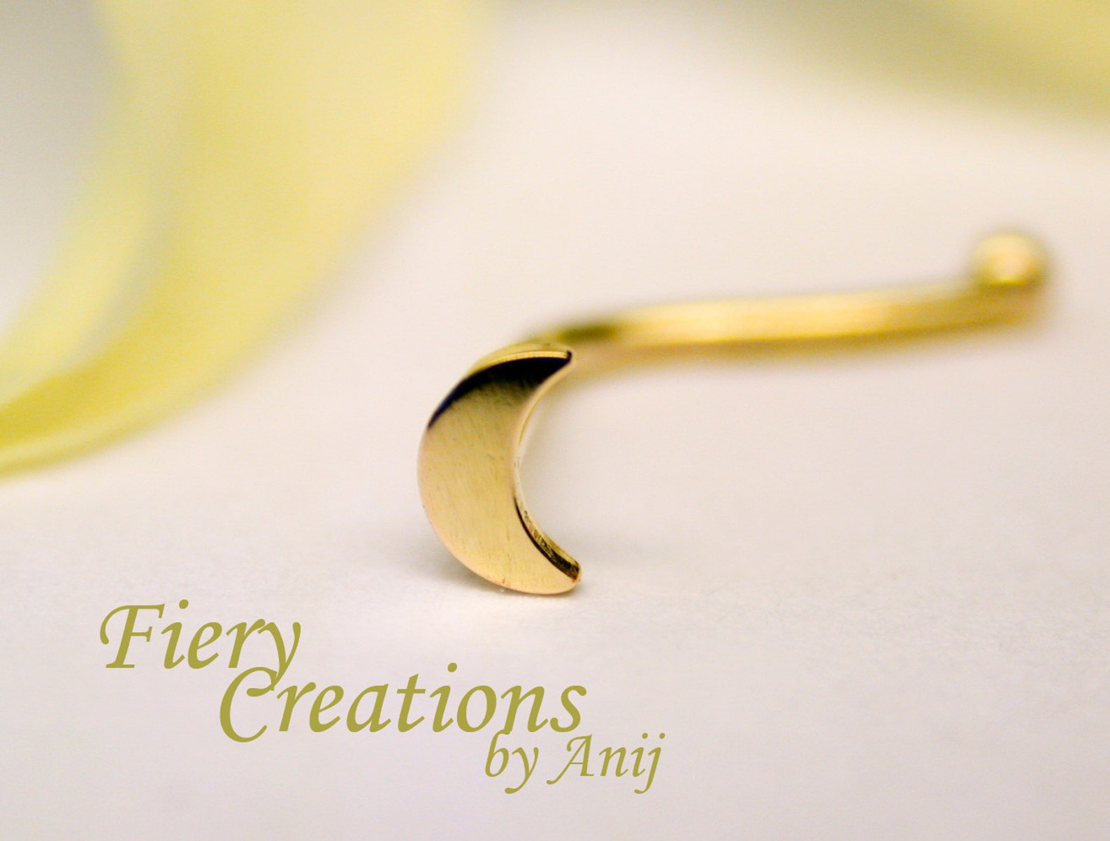 Nose Screw / Tragus Stud "glittering Crescent Moon"- 18kt SOLID Yellow ...