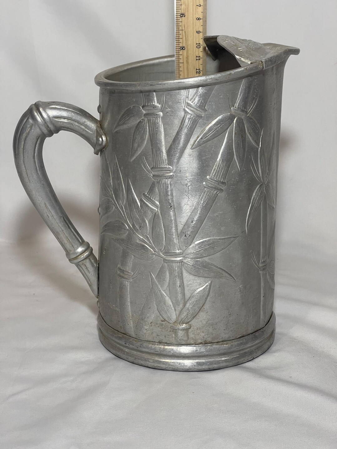 Vintage MCM Everlast Hammered Aluminum Depression “silver” Pitcher ...