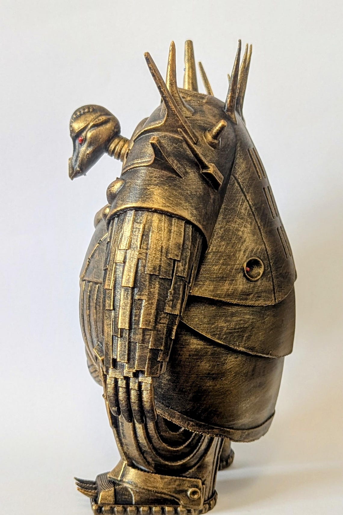 Mondoshawan Figurine | Fifth Element - Etsy