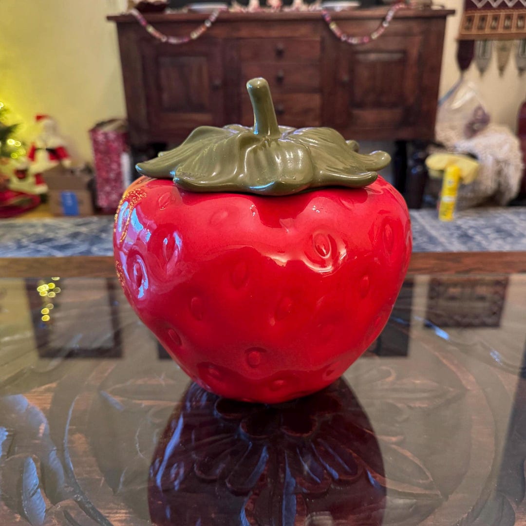 Vintage Starwberry Cookie Jar by Metlox - Etsy