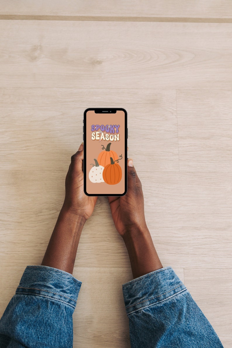 Spooky Season HALLOWEEN WALLPAPERS Spooky iPhone Lock & Homescreen ...