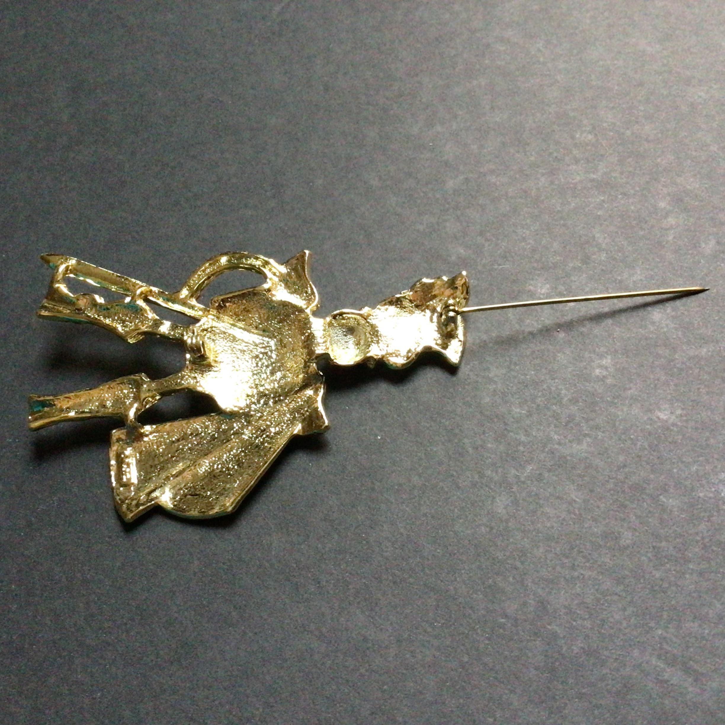 Vintage AJC Gold-tone Knight Brooch - Medieval Warrior Pin - Detailed ...