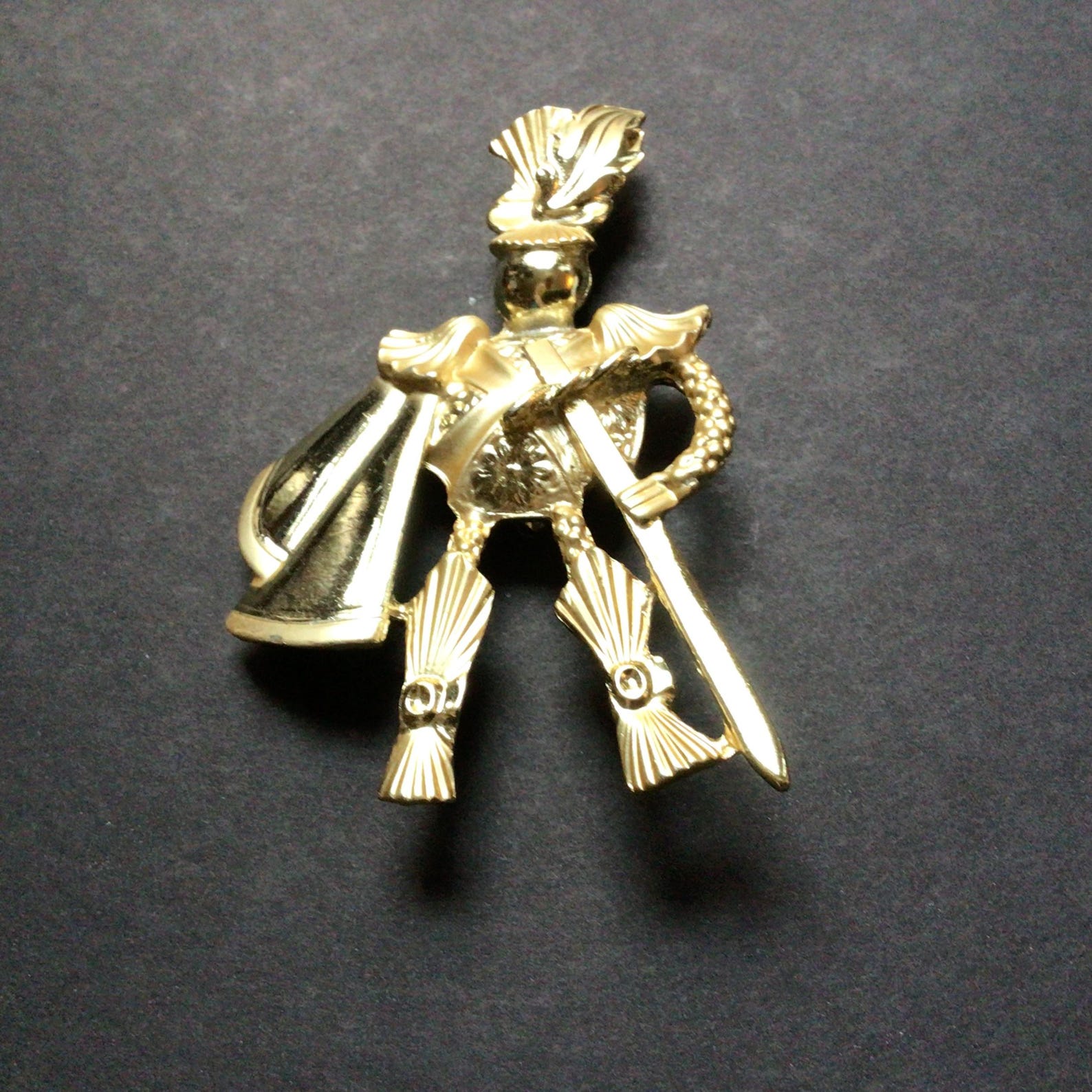 Vintage AJC Gold-tone Knight Brooch - Medieval Warrior Pin - Detailed ...