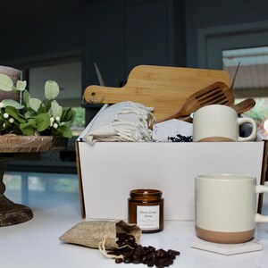 Housewarming Gift Basket, Kitchen Essentials & Cozy Touches ...