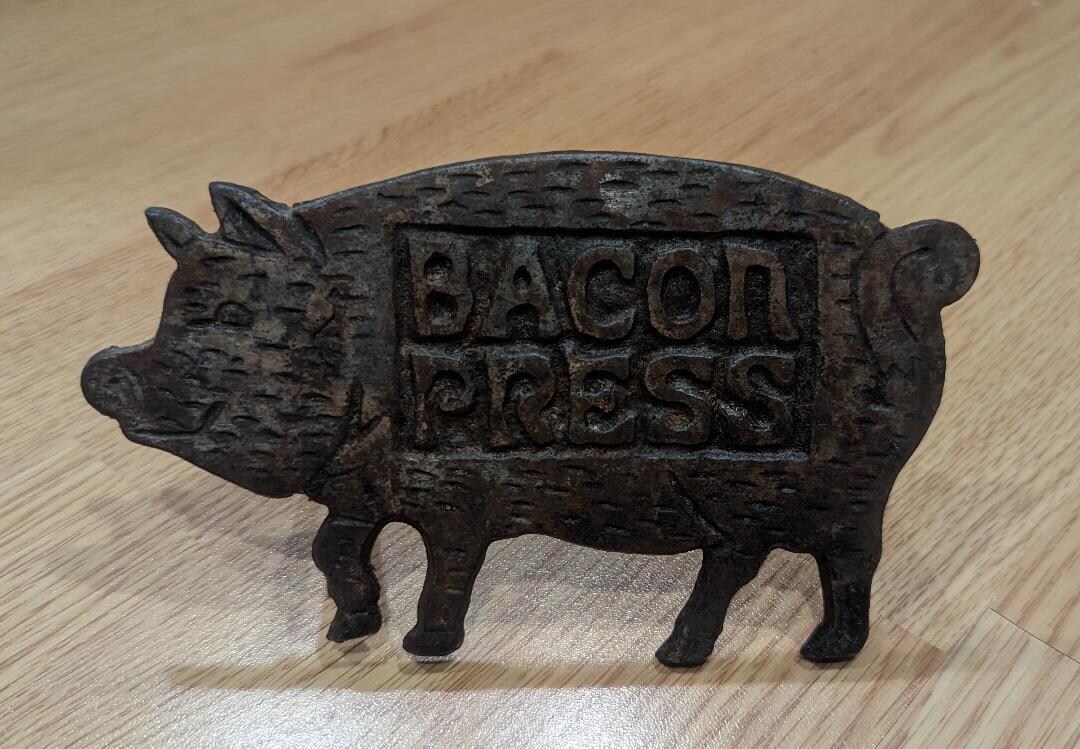 Vintage Cast Iron Pig Bacon Press With Wooden Handle Taiwan - Etsy