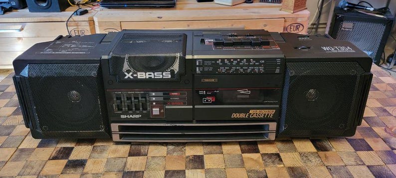 SHARP WQ-T354H entièrement restauré. GetoBlaster !! - Etsy France