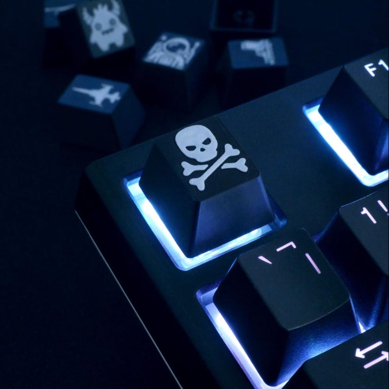Skull Keycap – 3D Printed Pirate-style Artisan Key for Cherry MX ...