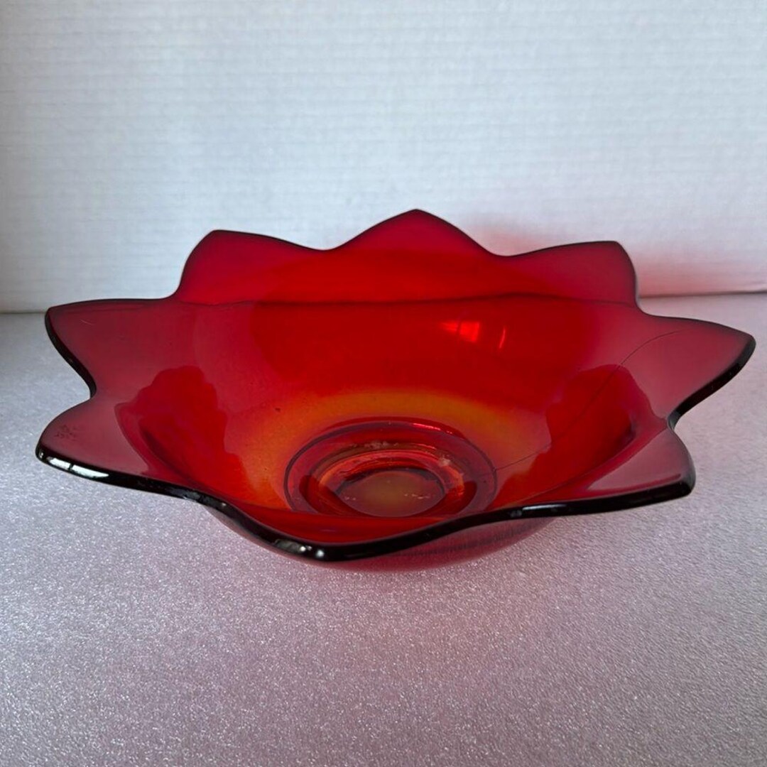 Vintage Fenton Ruby Red Amberina Lotus Bowl 9.5x3 Fire Beautiful ...