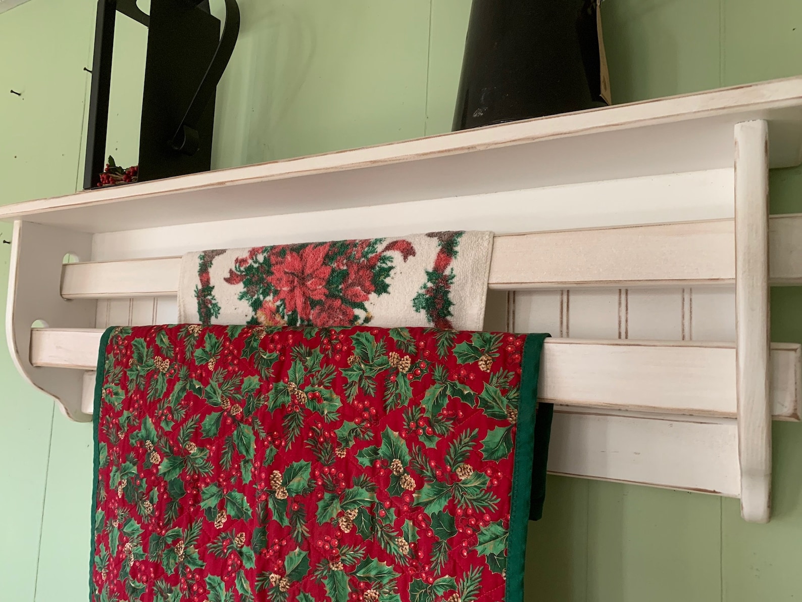 Quilt Rack Quilt Hanger With Shelf Wood Wall Shelf - Etsy