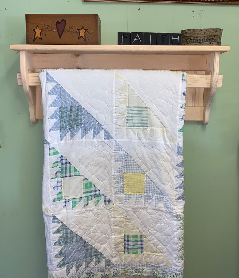 Quilt Rack Wall Hanger / Quilt Room Decor - Etsy