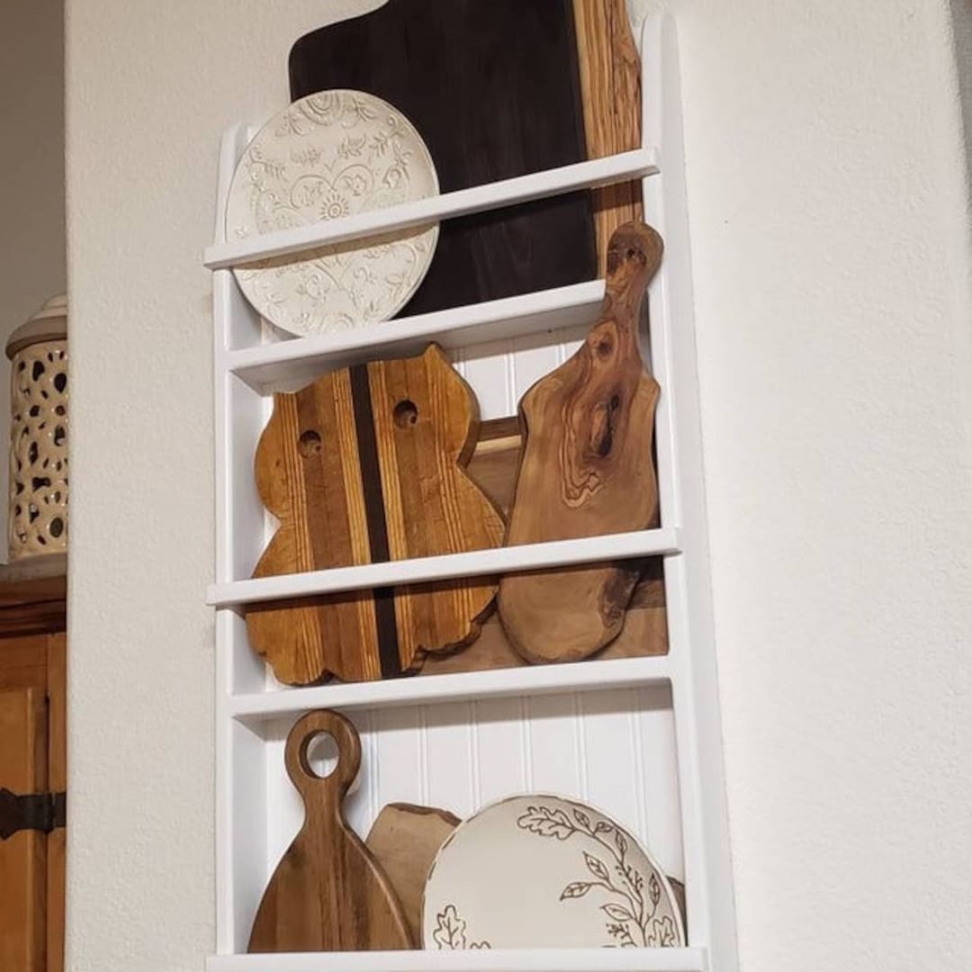 Kitchen Cutting Board Display Shelf: Wall Plate Rack, Cookbook Holder ...