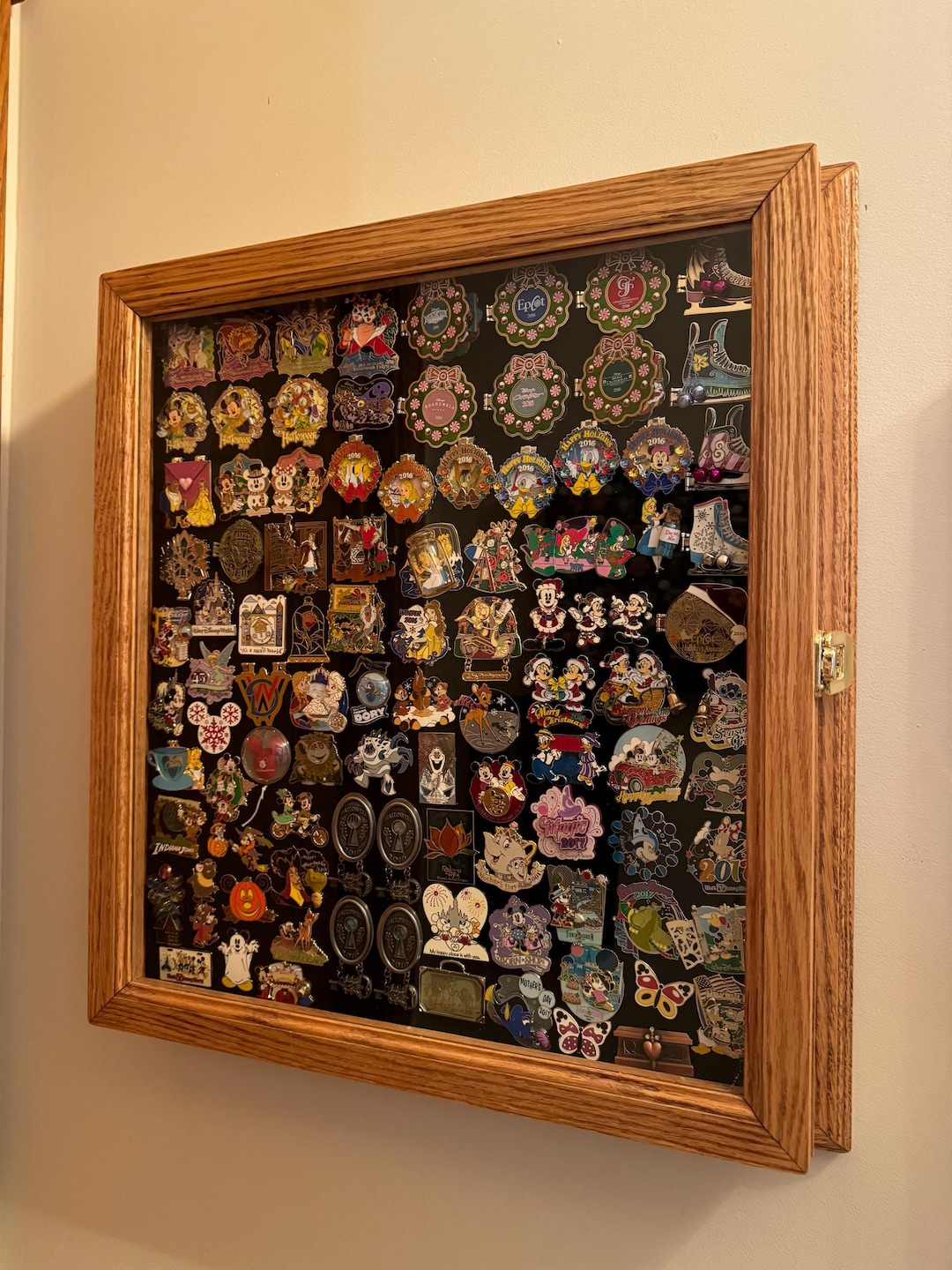 Oak Pin Case Display Collector Case - Etsy