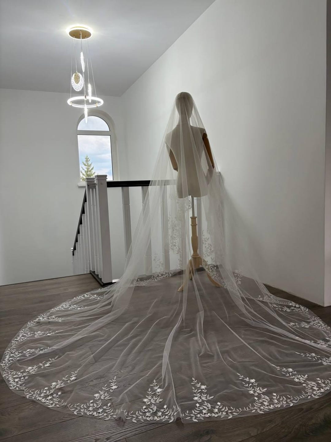 Two-tier Wedding Veil With Circular Embroidery | Ivory | Metal Comb - Etsy