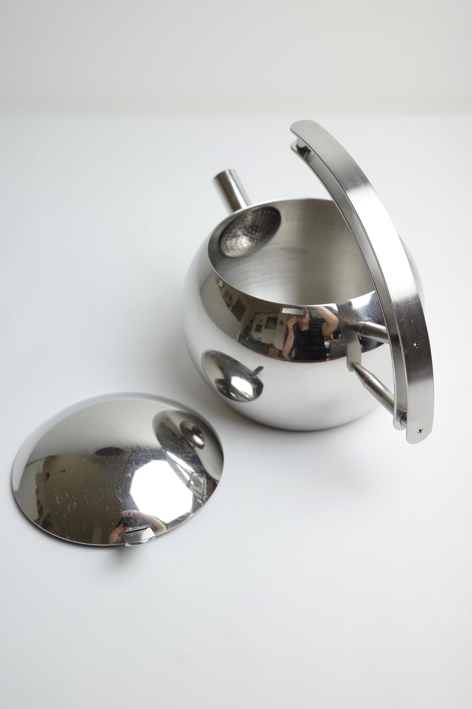 Vintage Minimalist Stainless Steel Teapot by Stella, Galaxy Model ...