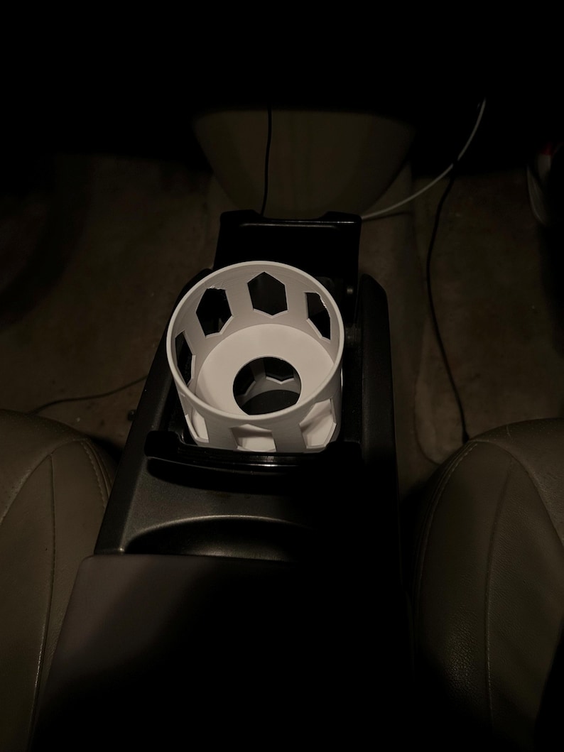 Prius Gen 2 (04-09) Cupholder Adapter for 24oz Bottles - Owala ...