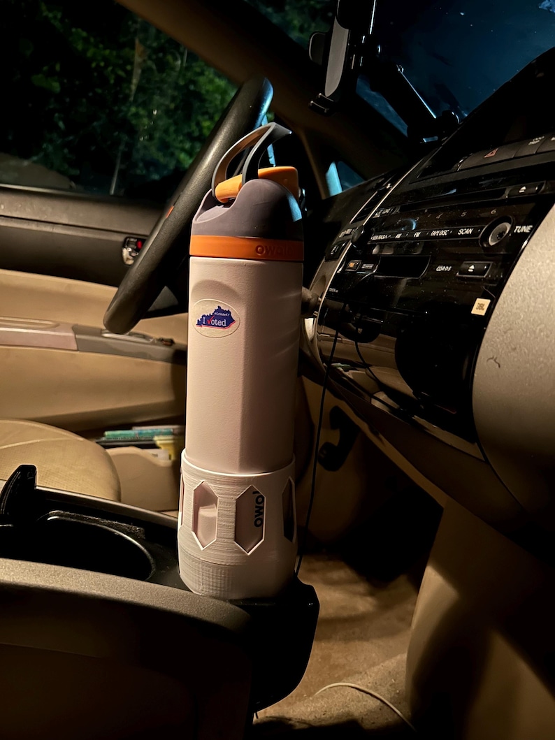 Prius Gen 2 (04-09) Cupholder Adapter for 24oz Bottles - Owala ...