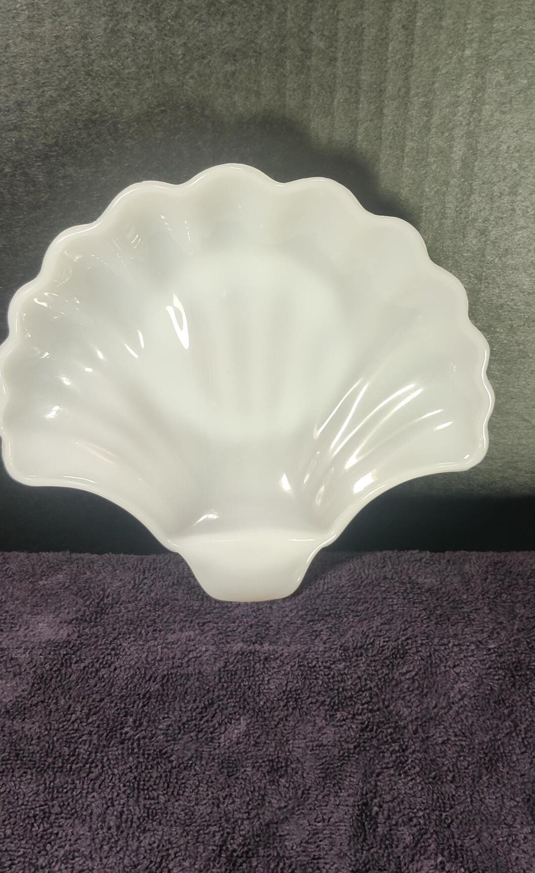 Vintage White Milk Glass , Shell Shaped Soap/ Trinket Dish - Etsy