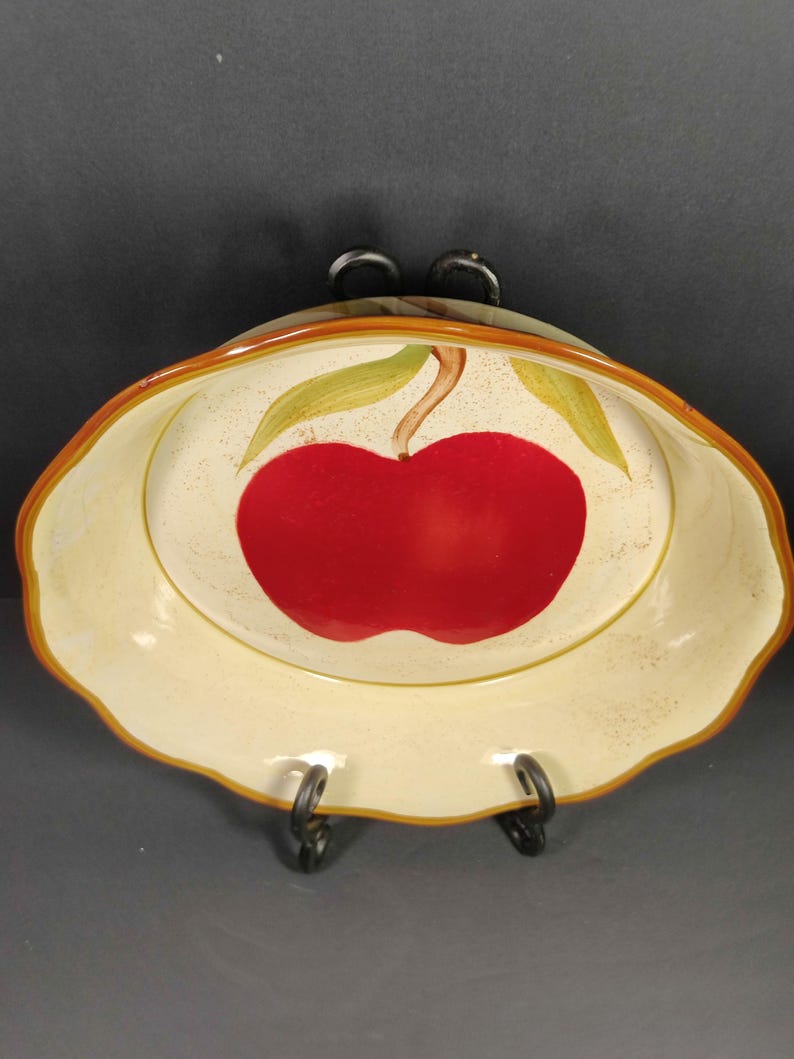 Vintage Stoneware 10" Apple Pie Dish/ PAI - Etsy