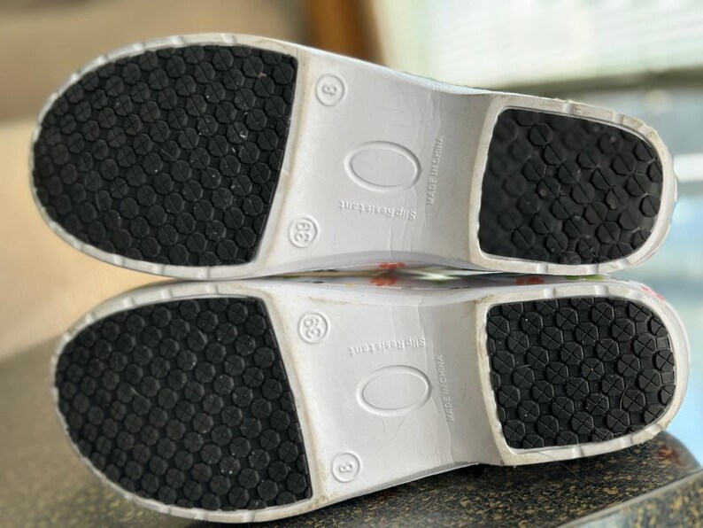 White Paw Print Clogs Size 8 Cat Dog Lover Memory Foam Garden Shoes - Etsy