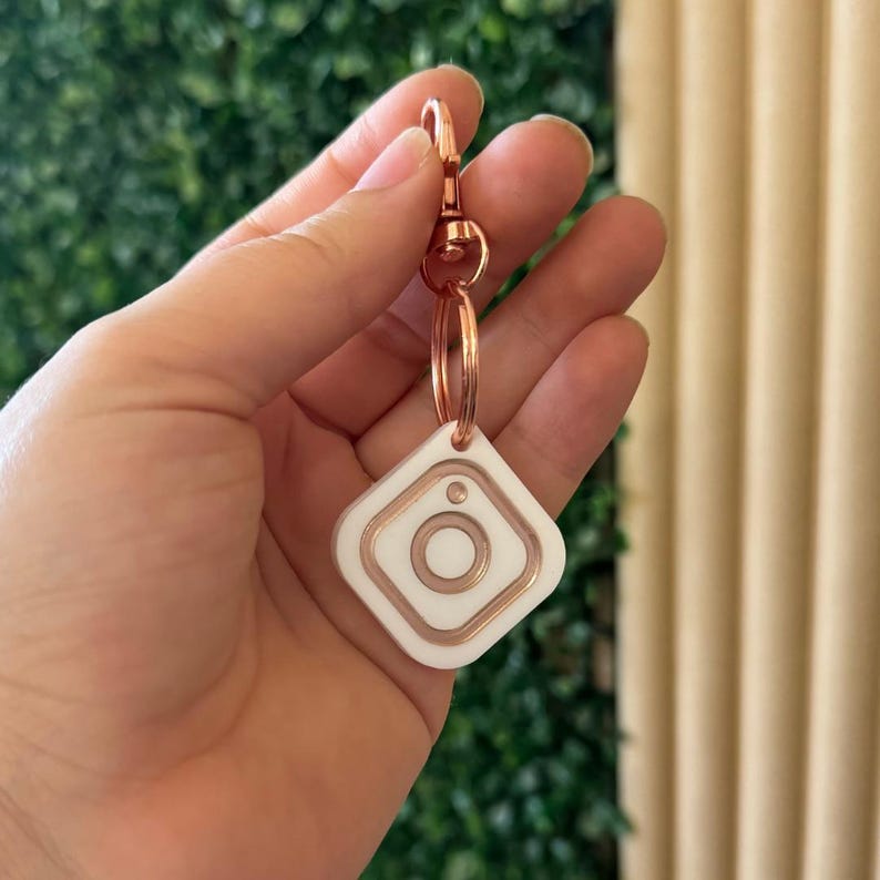 Social Media Keychain, Instagram Keychain, NFC Keychain, Near-field ...