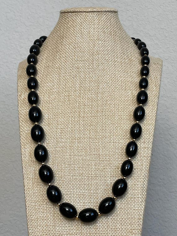 monet vintage black graduated - Gem