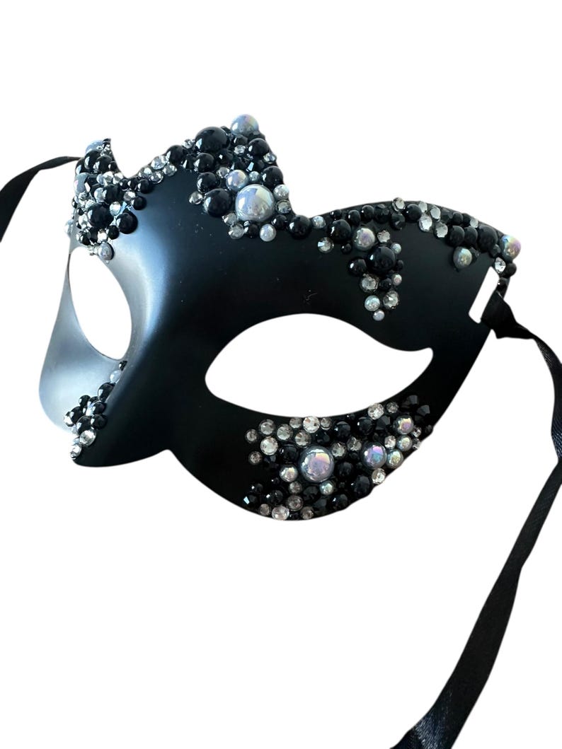 Black and Grey Pearl Crown Masquerade Mask - Etsy