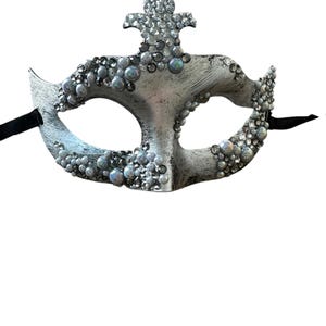 Masquerade Mask Silver Pearls and Rhinestones - Etsy