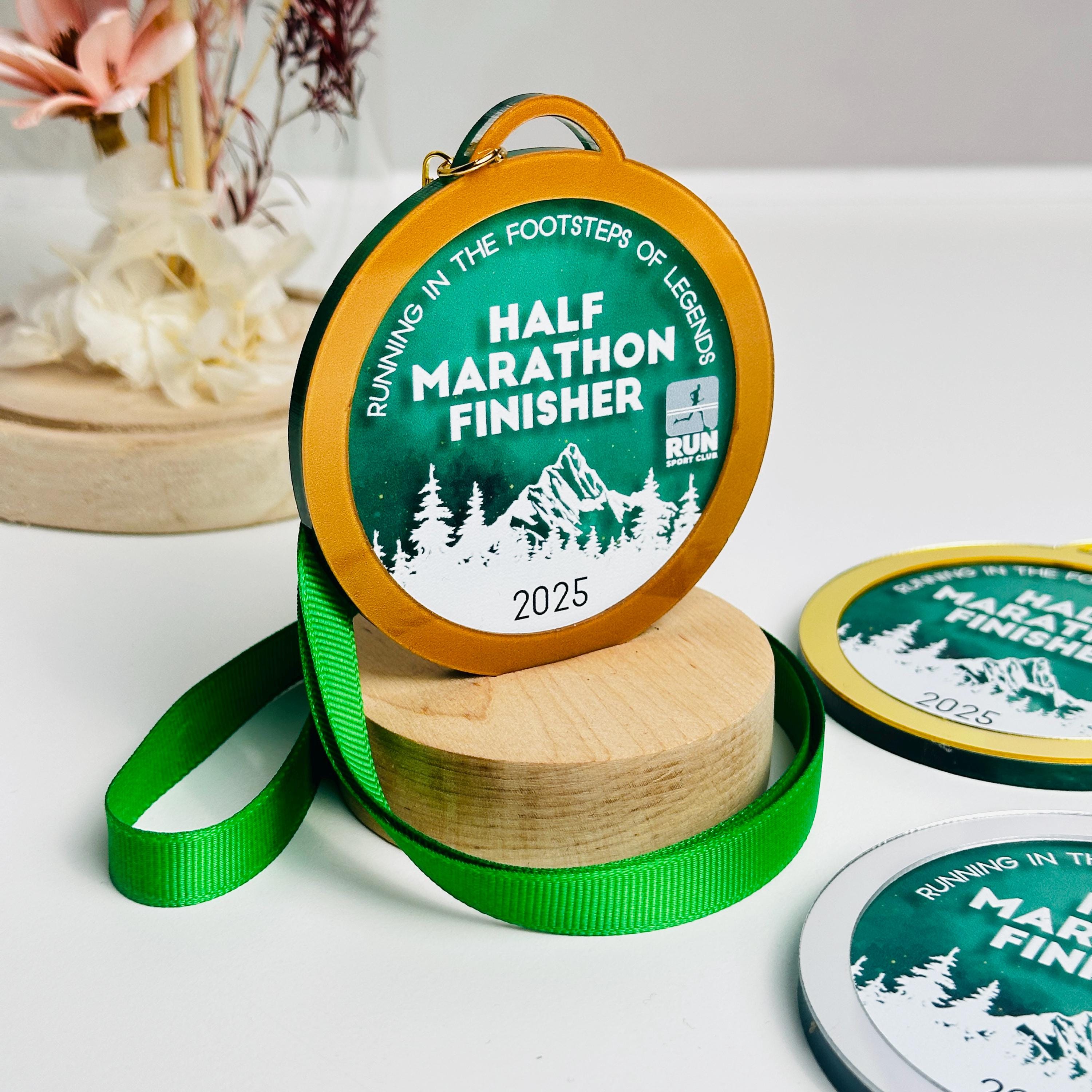 Running Marathon Medal Award, Acrylic Medals for Runners, Custom Sport ...