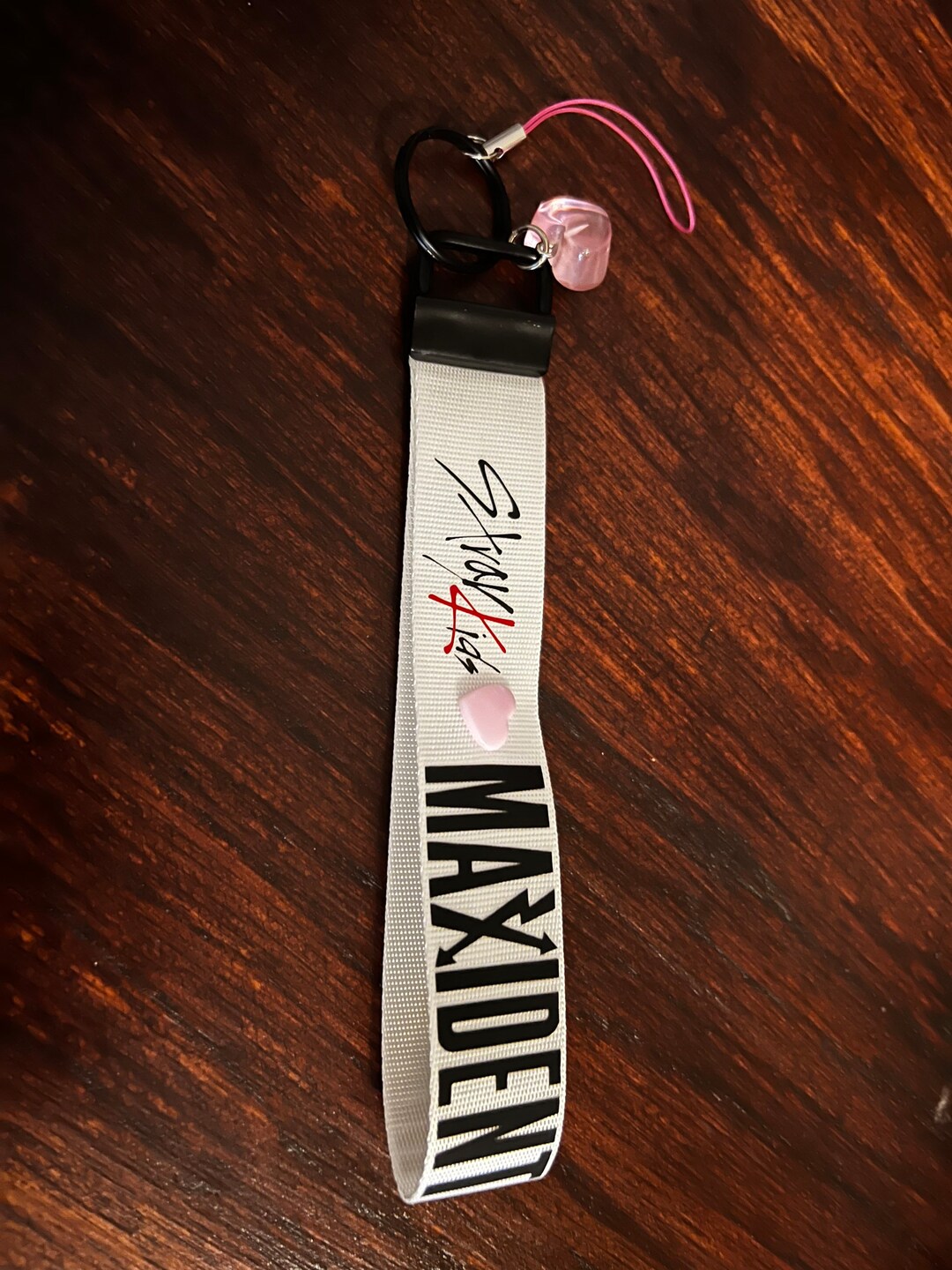 K-pop Light Stick Wristlet Lanyard - Stray Kids- White Single - Pink ...