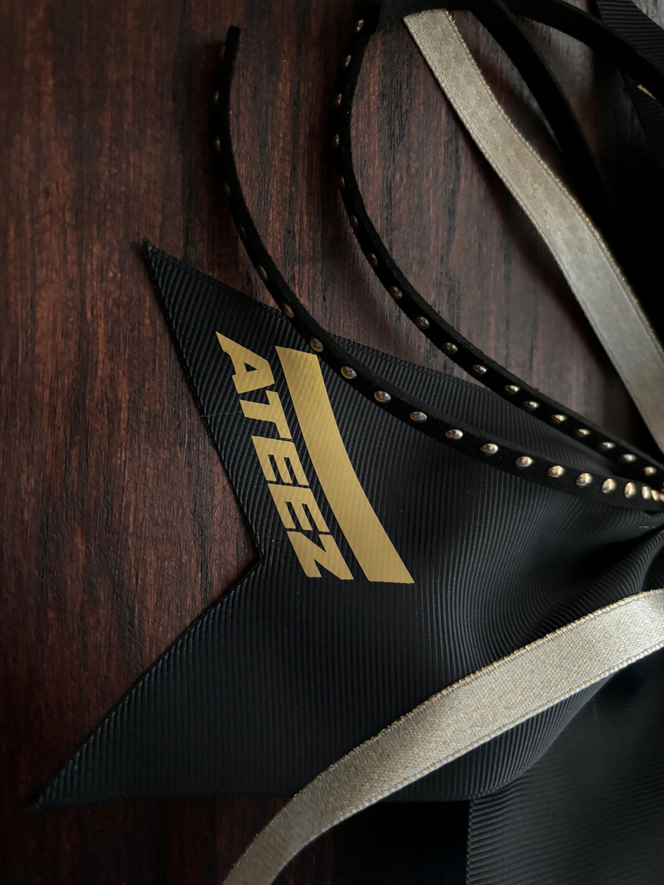 K-pop Black Hair Bow - Ateez - Etsy
