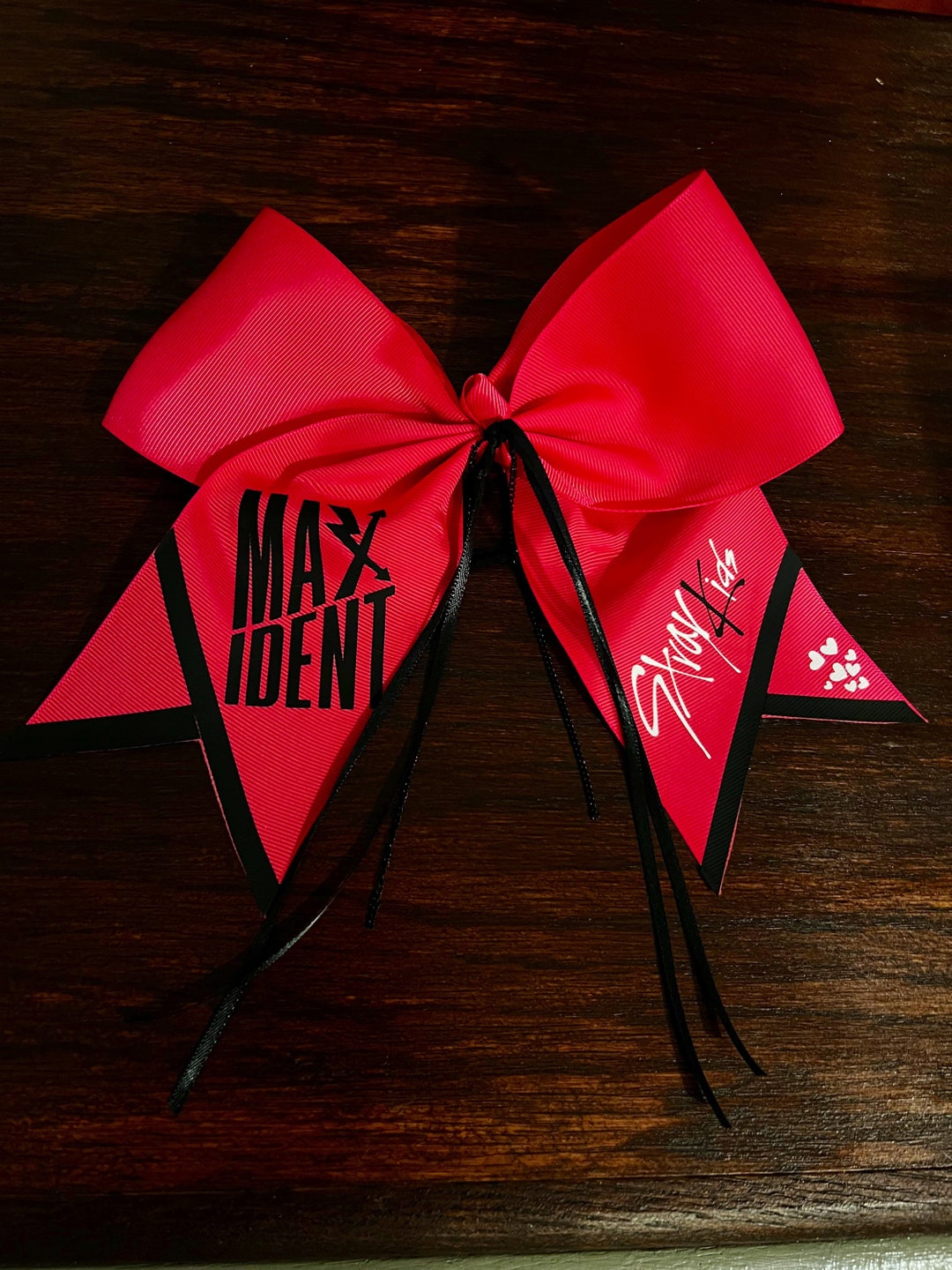 K-pop Pink and Black Hair Bow With Black Chain - Stray Kids - Maxident ...