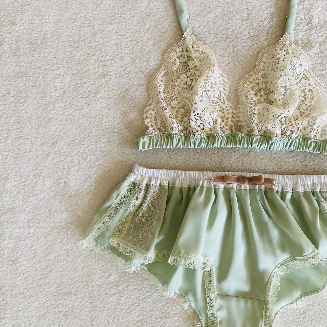 Pistachio Green Silky Satin Boxer/style WAKABA made to Order - Etsy