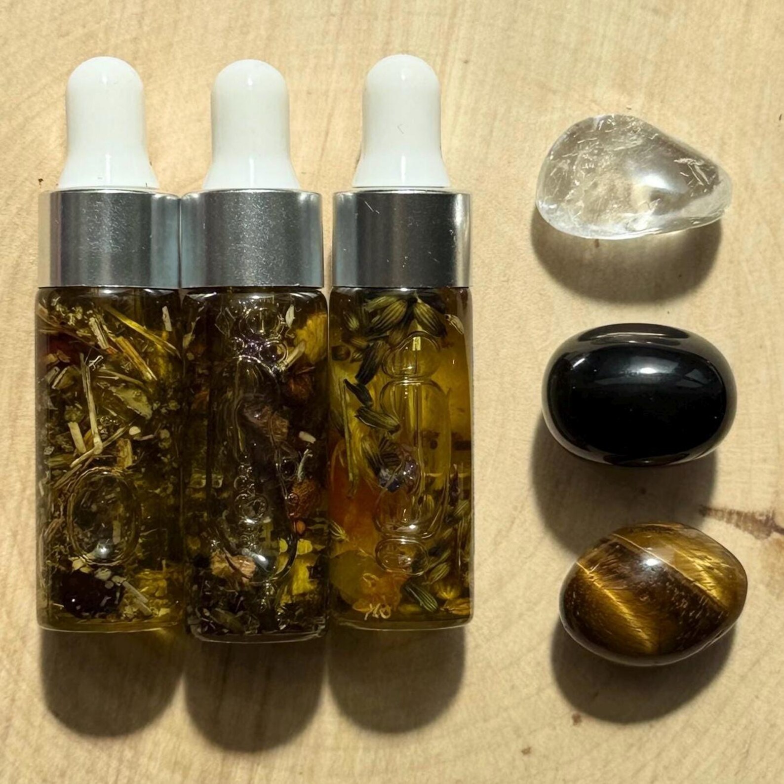 Travel Spell Oil Witch Tin • Witch Tin • Ritual Oils • Witchcraft Tin ...