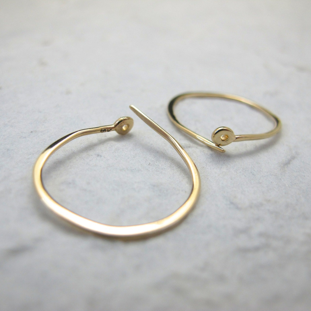 Medium Solid 18k Gold Hoops - 3/4 Inch Hand Forged Solid Gold Hoops ...