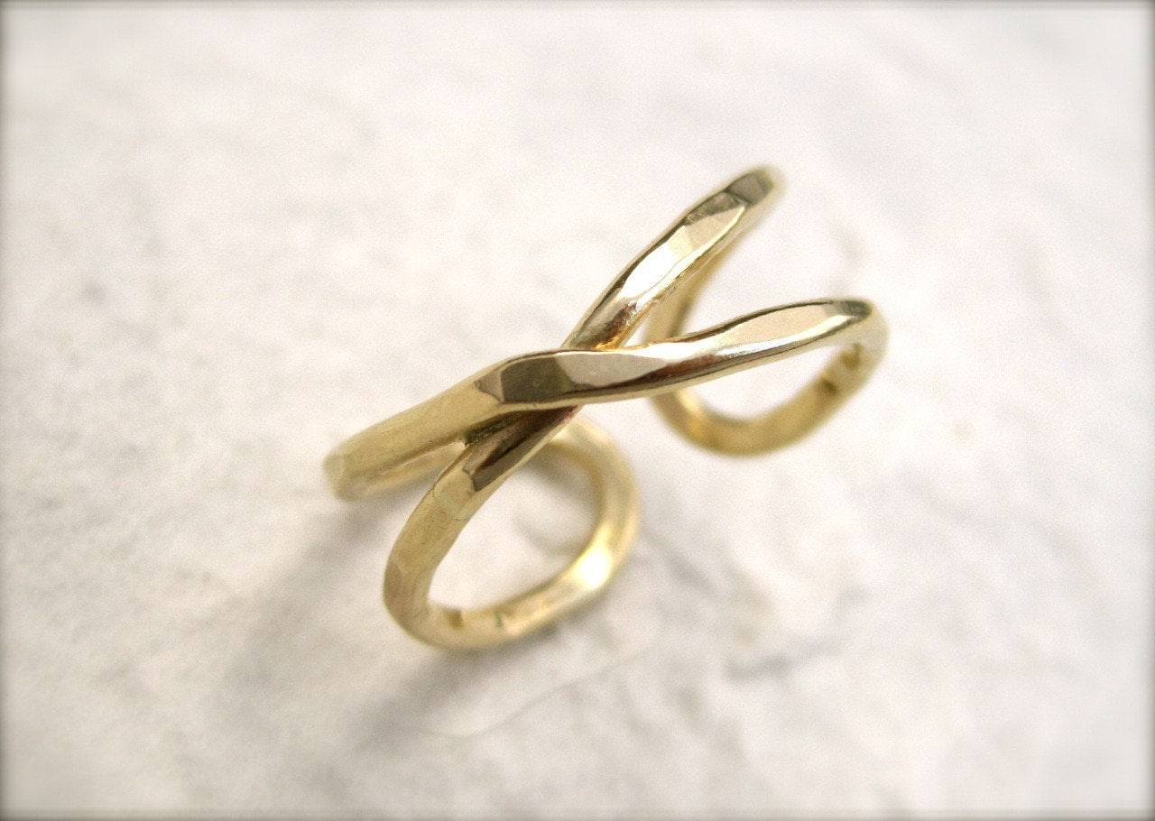 Infinity Ring (narrow) - Solid 14k Yellow Gold Wedding Band - Etsy