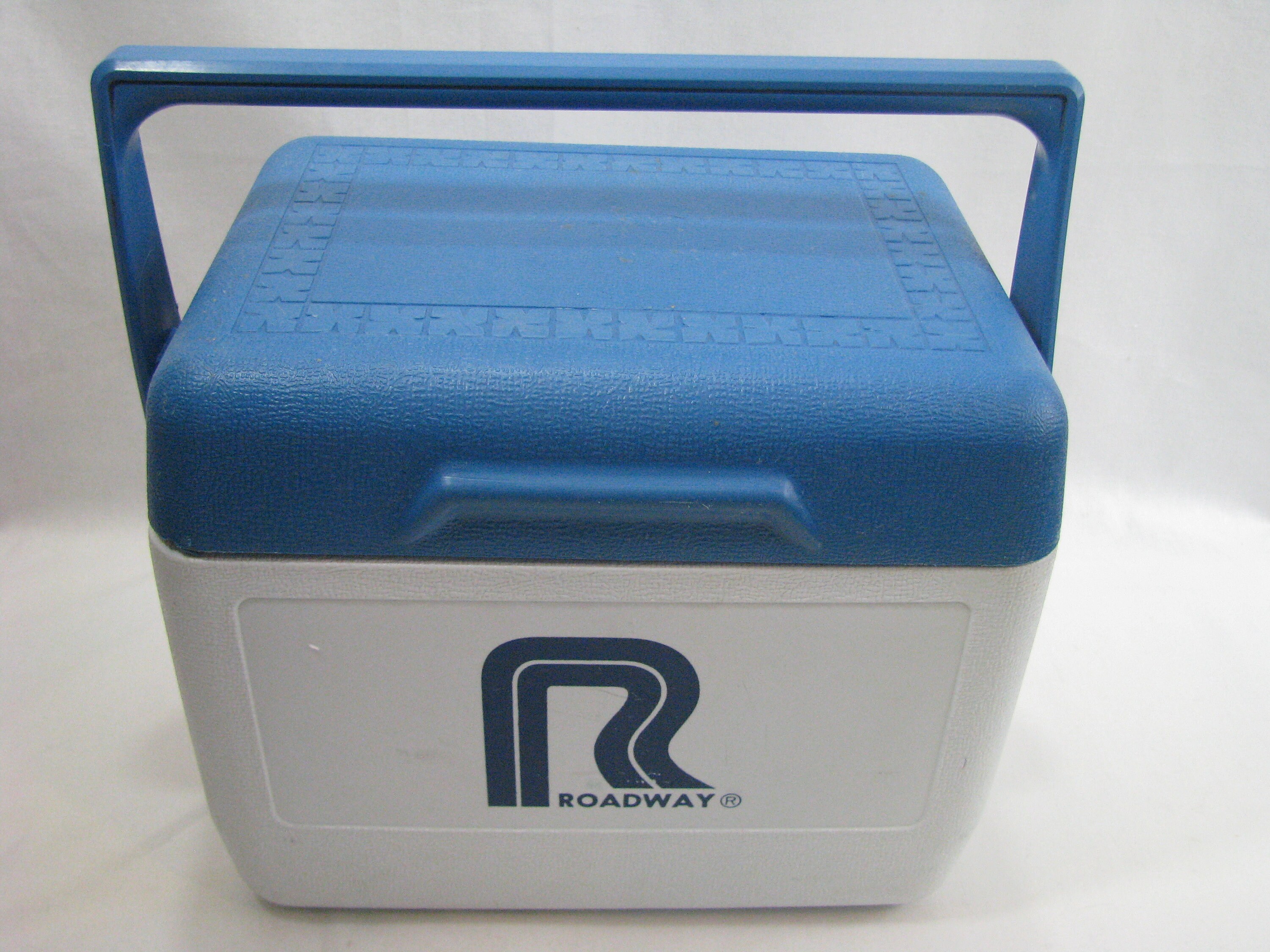 Rubbermaid Cooler for sale | Only 3 left at -65%