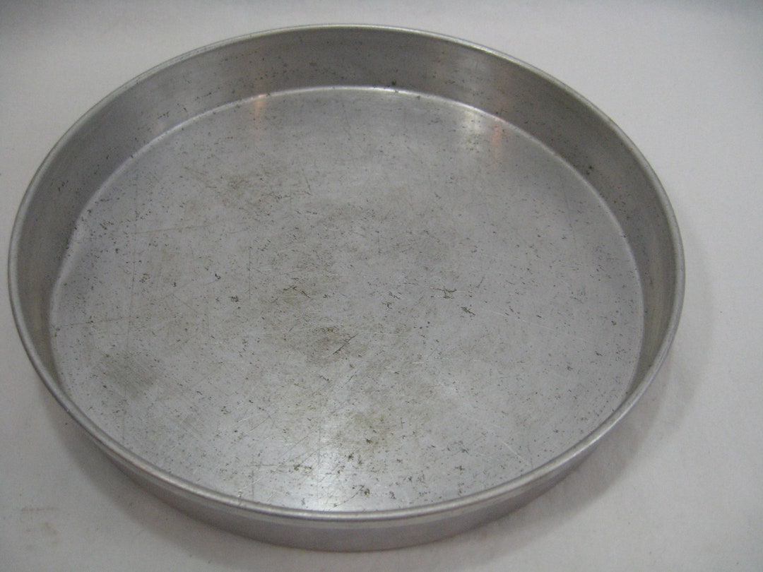 Vintage Mirro Aluminum Round Layer Cake Baking Pan 9" X 1 1/4" 338 M - Etsy