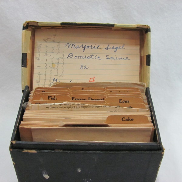 Vintage Recipe Box - Etsy