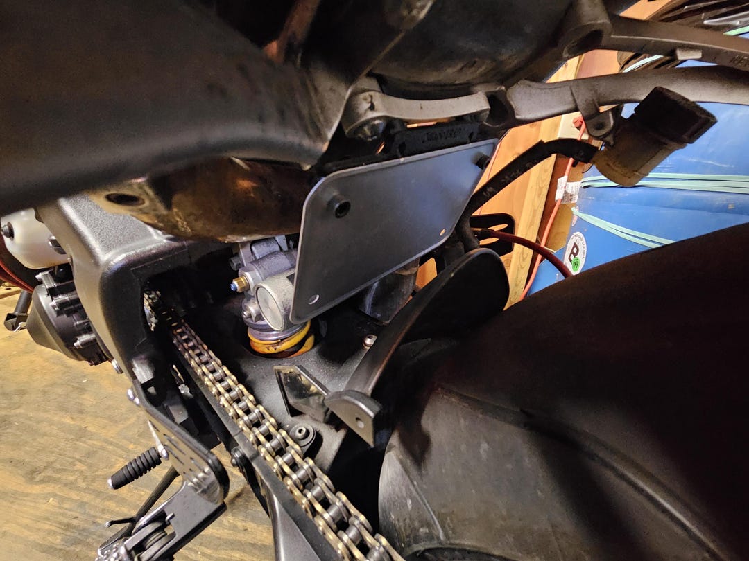 Yamaha R1 License Plate Mount 2009-2014 - Etsy
