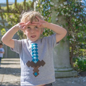 Diamond Sword - Minecraft Inspired - Kids Gray T-shirt - Children's ...