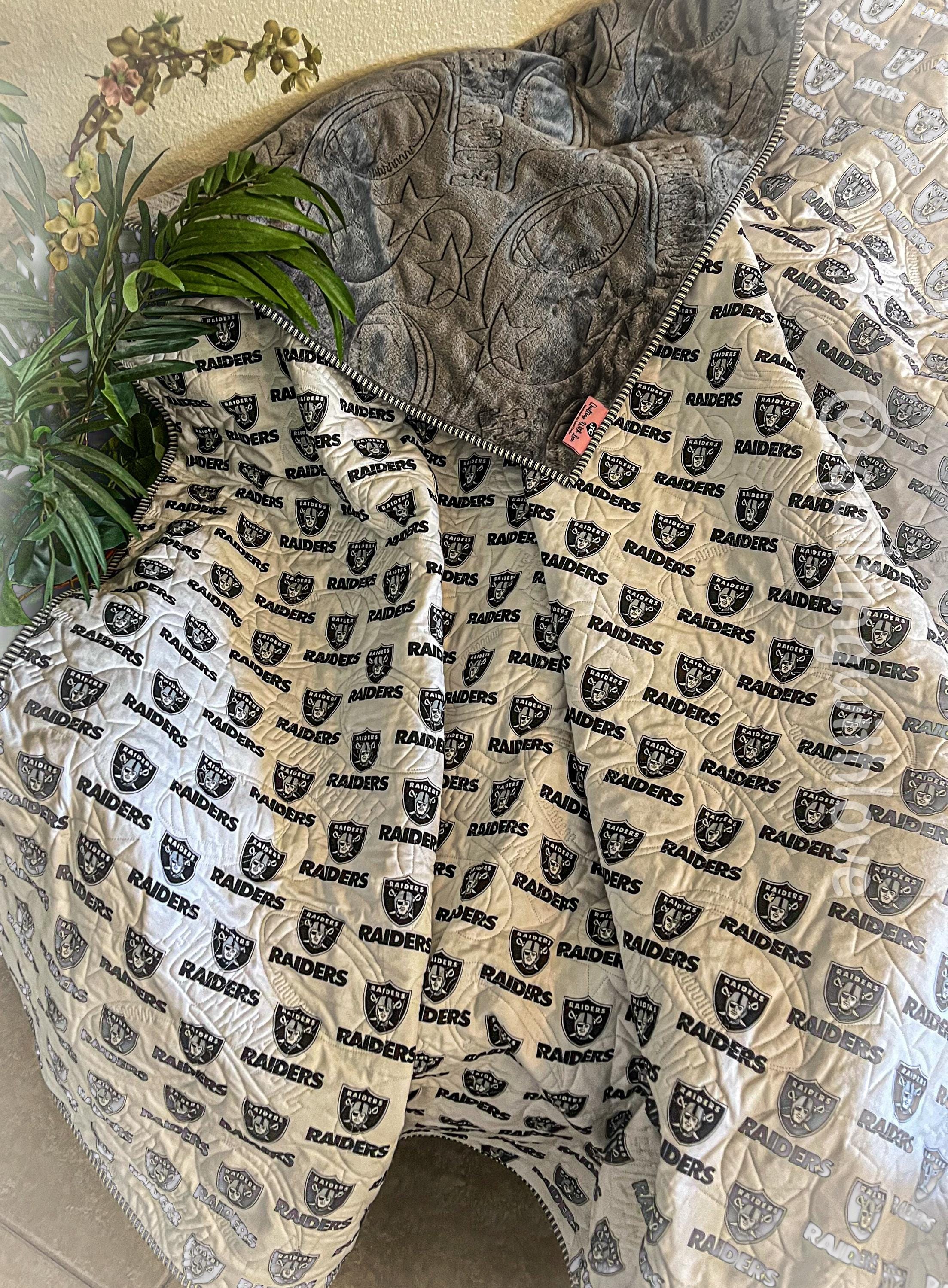 Las Vegas Raiders Handmade Luxurious Throw Size Quilt, NFL Handmade ...