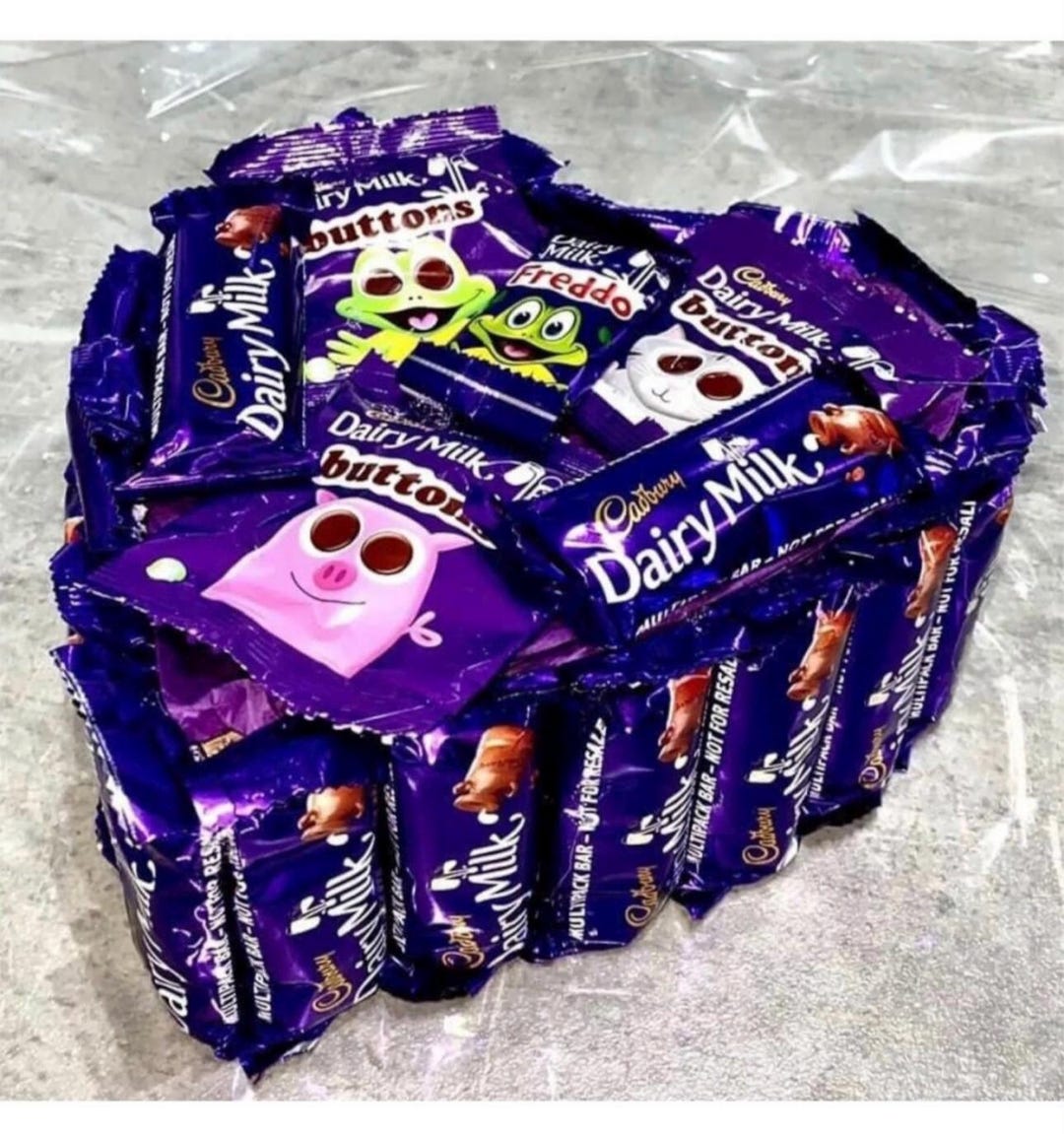 Dairy Milk Freddo Buttons Cadburys - Heart Bouquet Gift Valentines ...