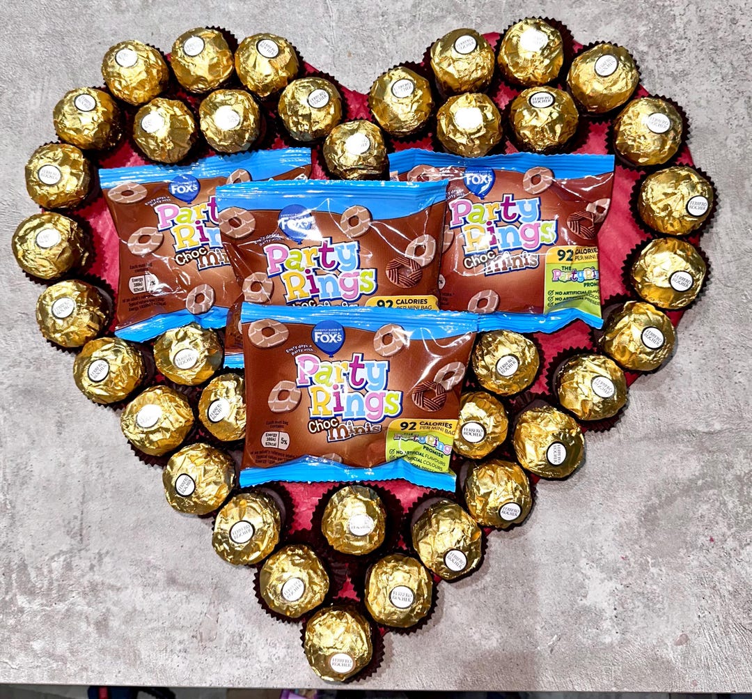 Large Ferrero Rocher Party Rings Chocolate Heart Platter Bouquet Gift ...