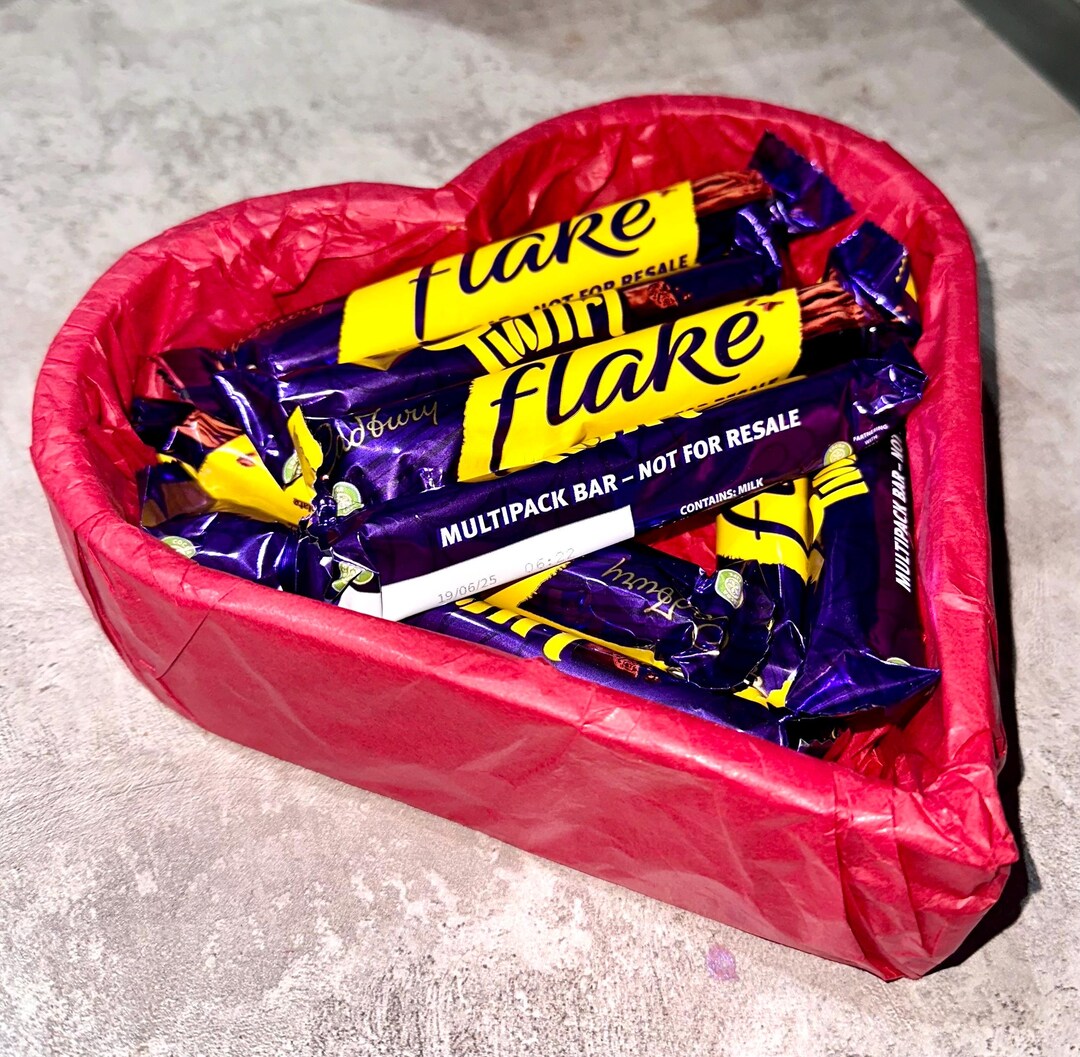 Chocolate Tray Fillable Cadburys Flake Twirl Sweets Bouquet Gift ...