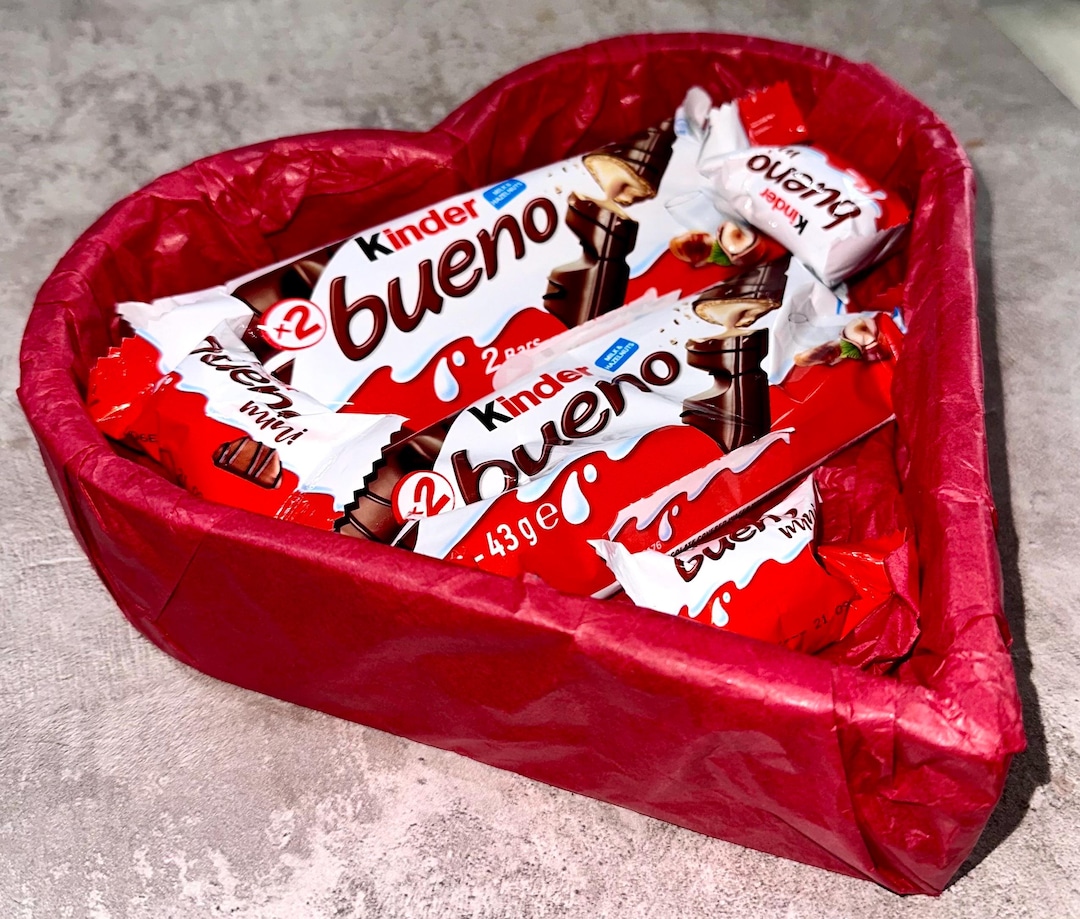 Chocolate Tray Fillable Kinder Bueno Sweets Bouquet Gift Valentines Day ...