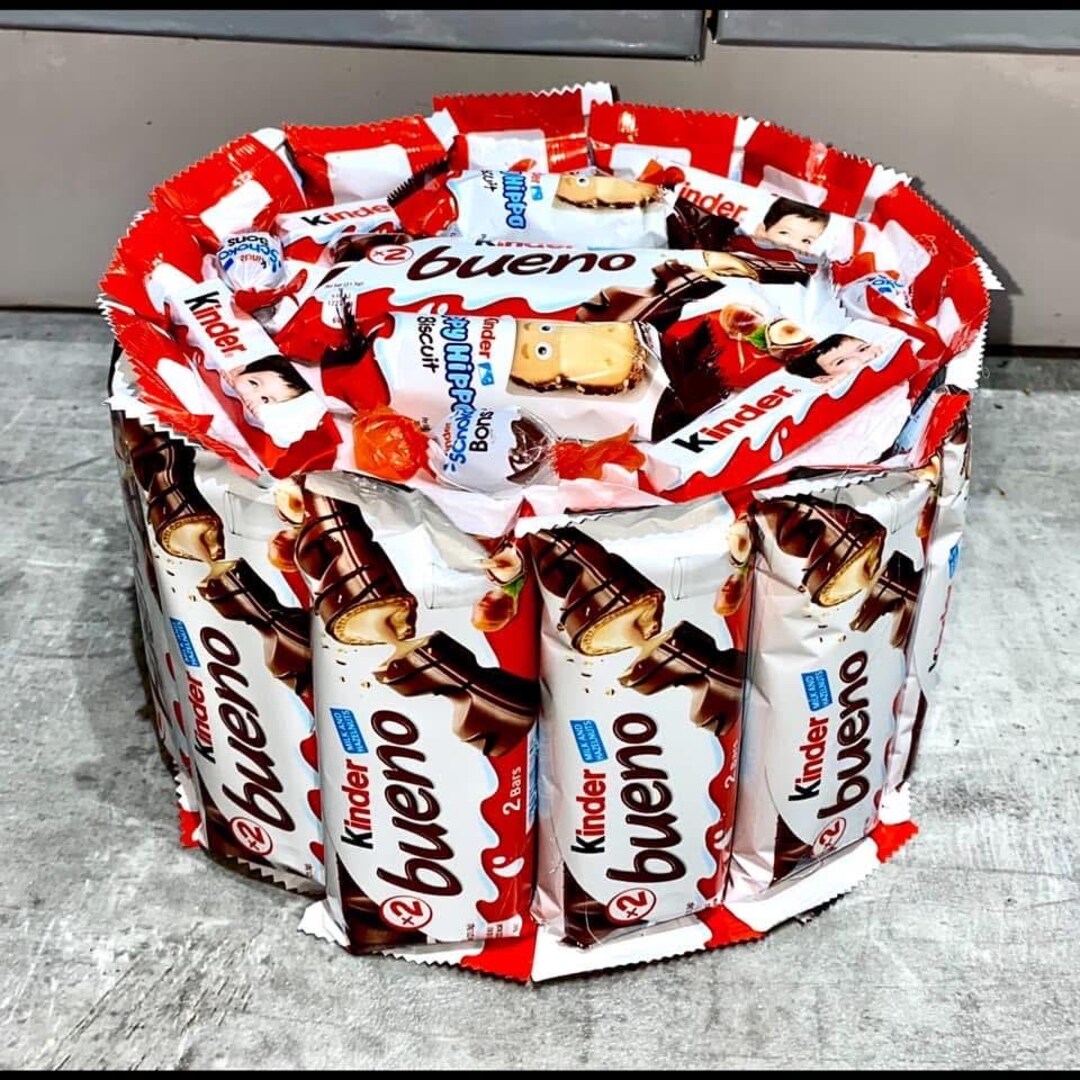 Kinder Bueno Chocolate Circle Round Bouquet Gift Hamper Christmas Xmas ...