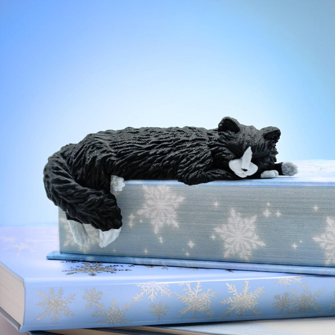 Sleeping Cat Figurine: FRED Lights Out / Caught up Inspired Shelf ...