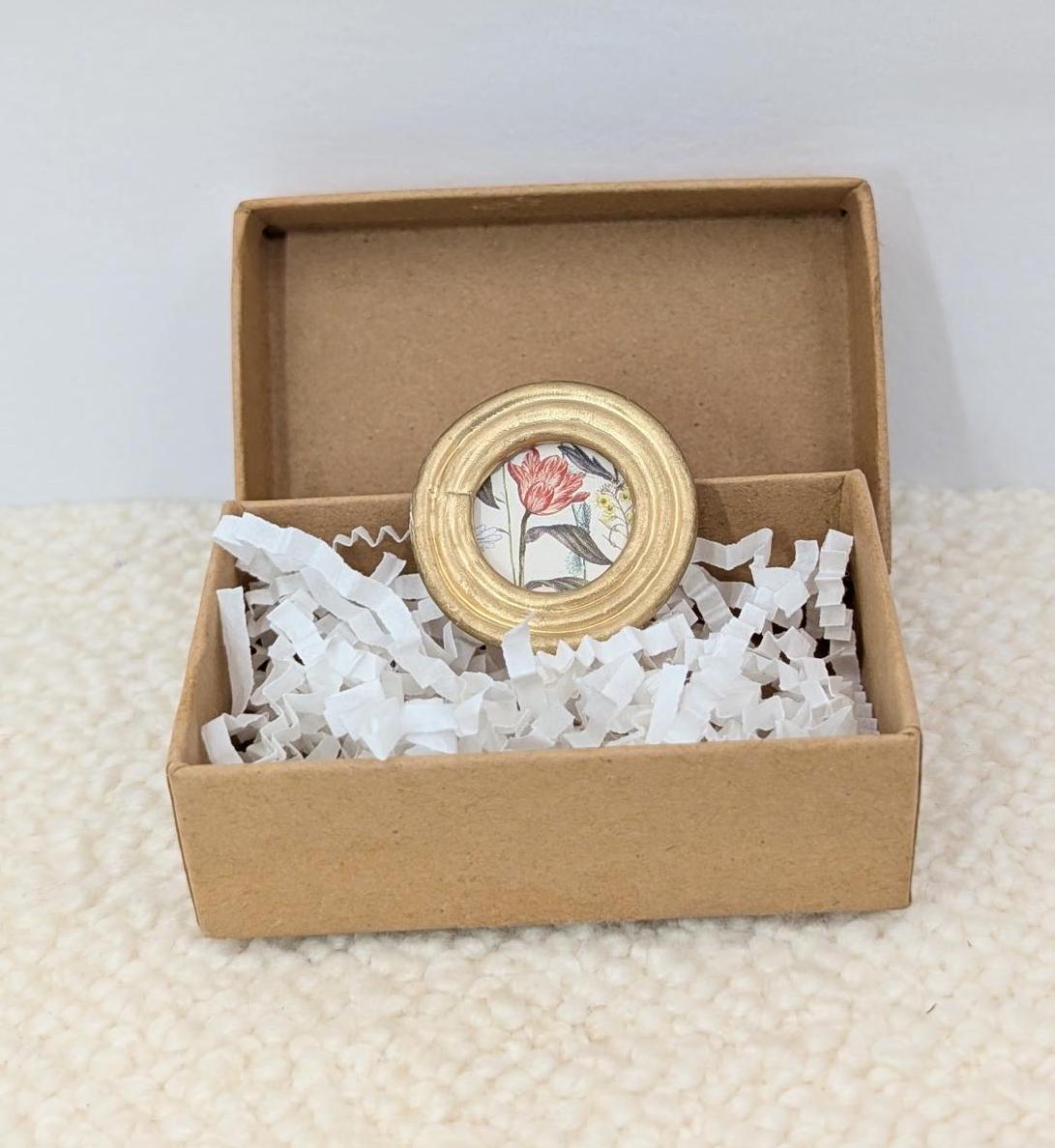 Miniature Gold Round Picture Frame W/ Swappable Tiny Flower Print - Etsy