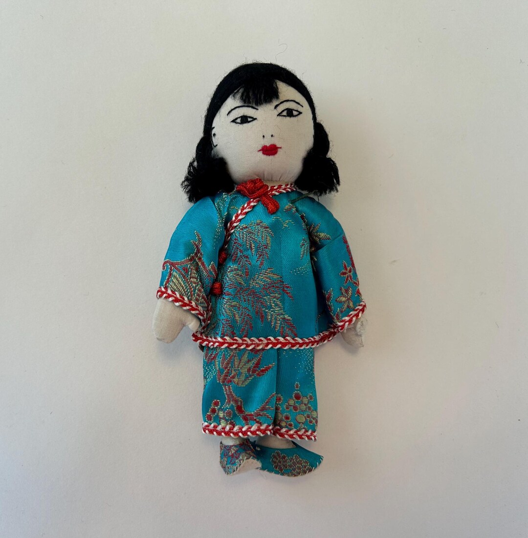 Vintage Ada Lum Cloth Doll China Souvenir Doll in Traditional Silk ...