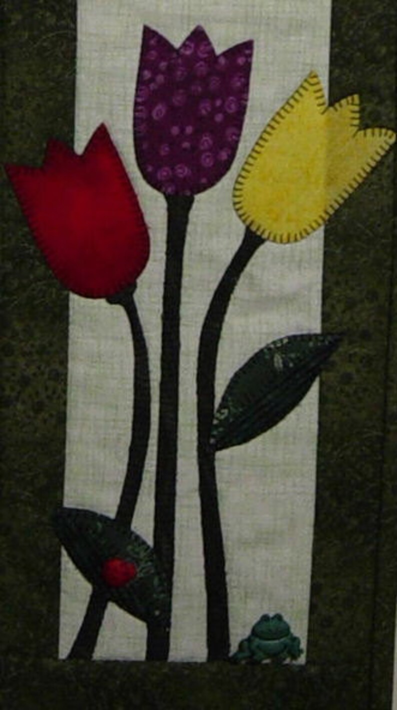Tulips in Spring - Quilted Floral Wall Hanging Pattern Download - Etsy